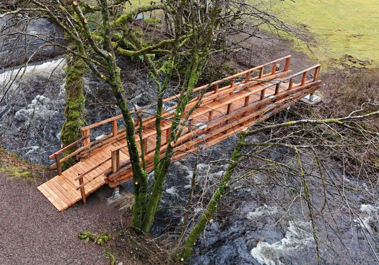 Timber Split Beam Girder Research – University of Kent - Yee Associates